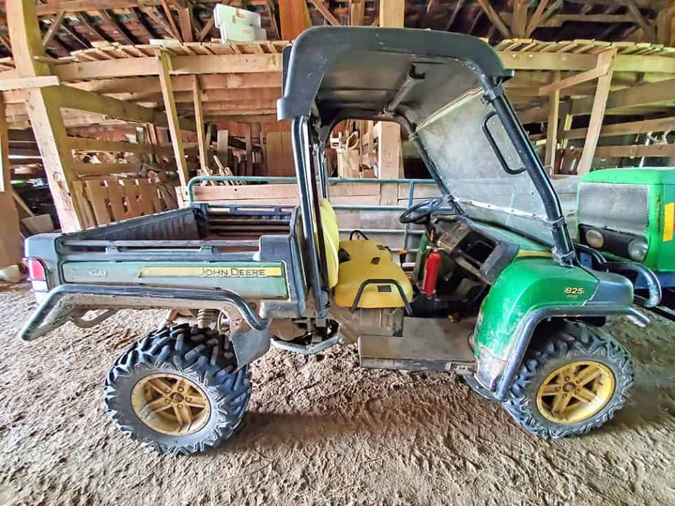 JD 825i DOHC Gator 4x4 - Wilson National