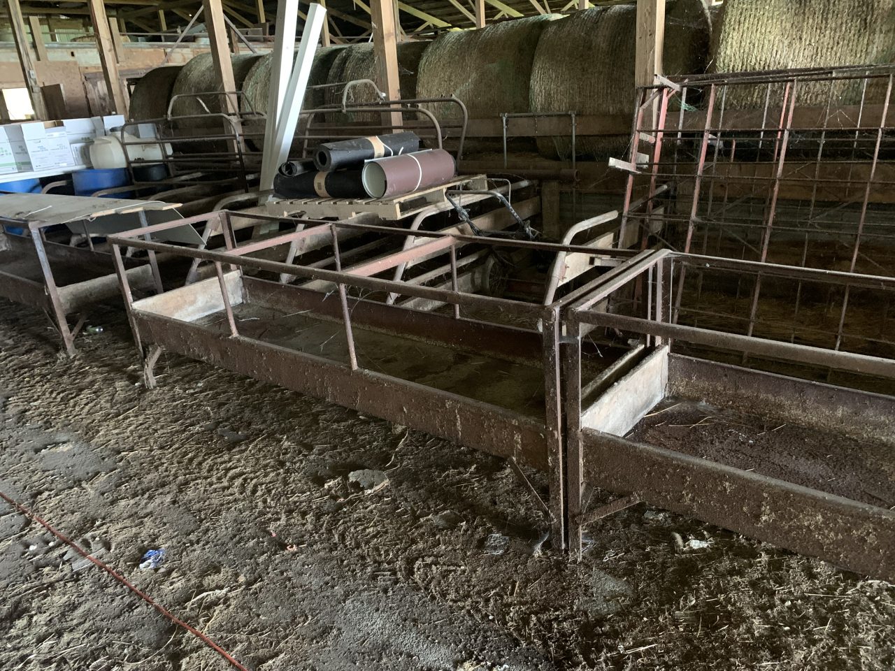 4 Heavy Duty Homemade Feeders - Wilson National