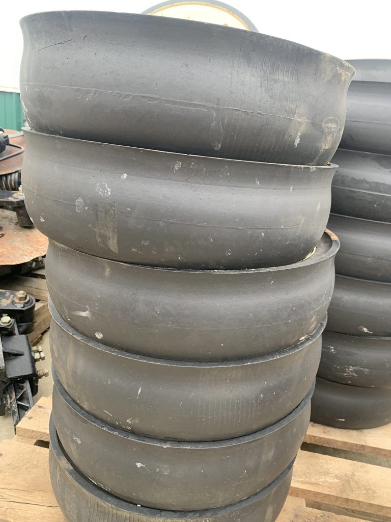 (32) Kinze Complete Gauge Wheels - Wilson National