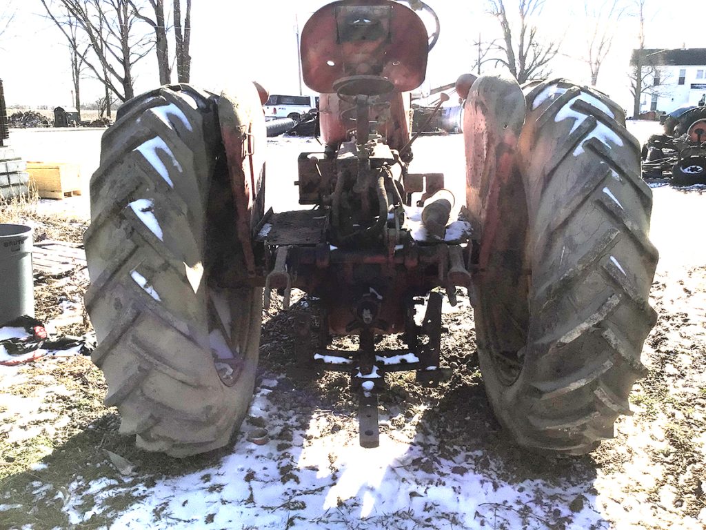 Massey Harris 333 Gas Tractor - Wilson National