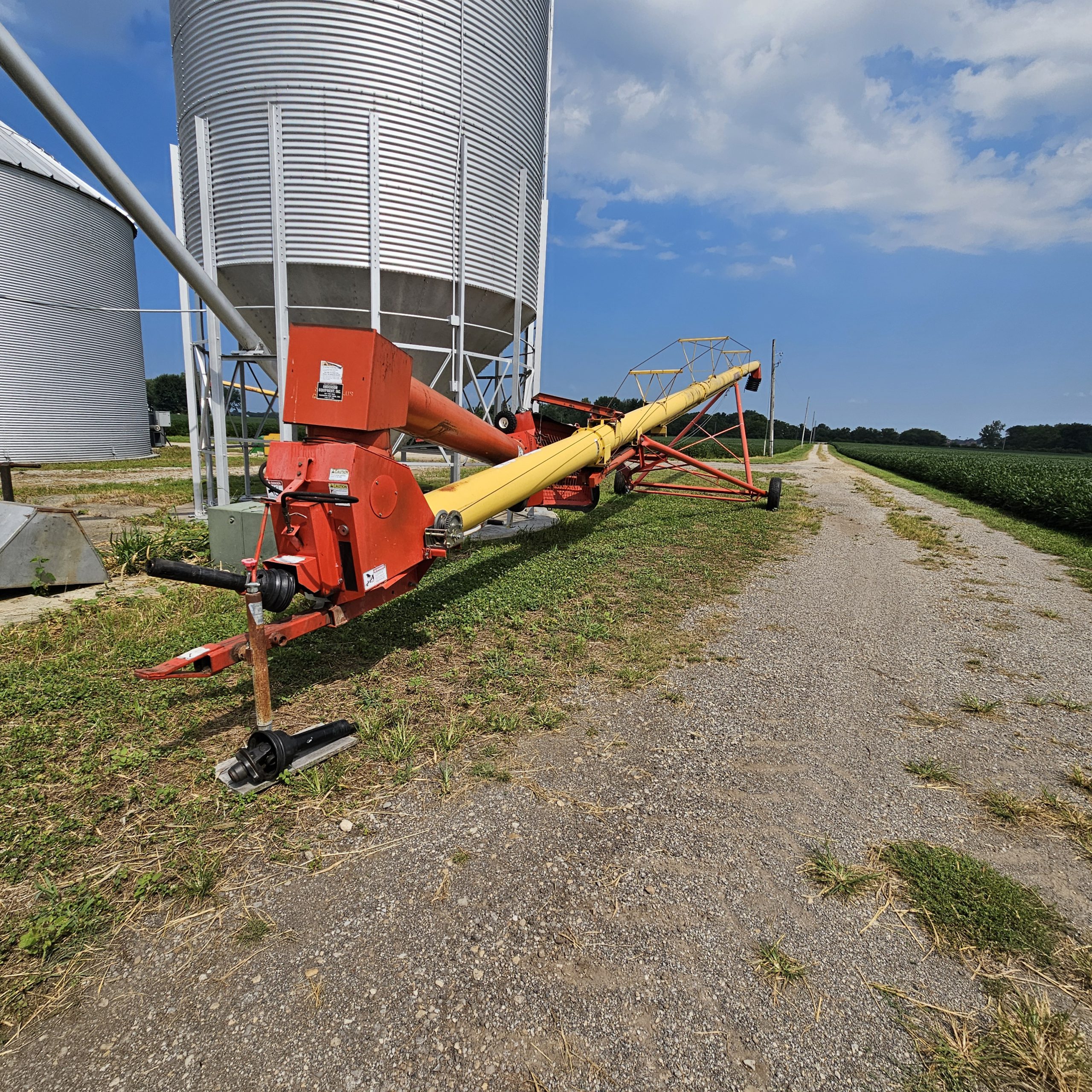 Westfield 13x71 Swing Away Auger