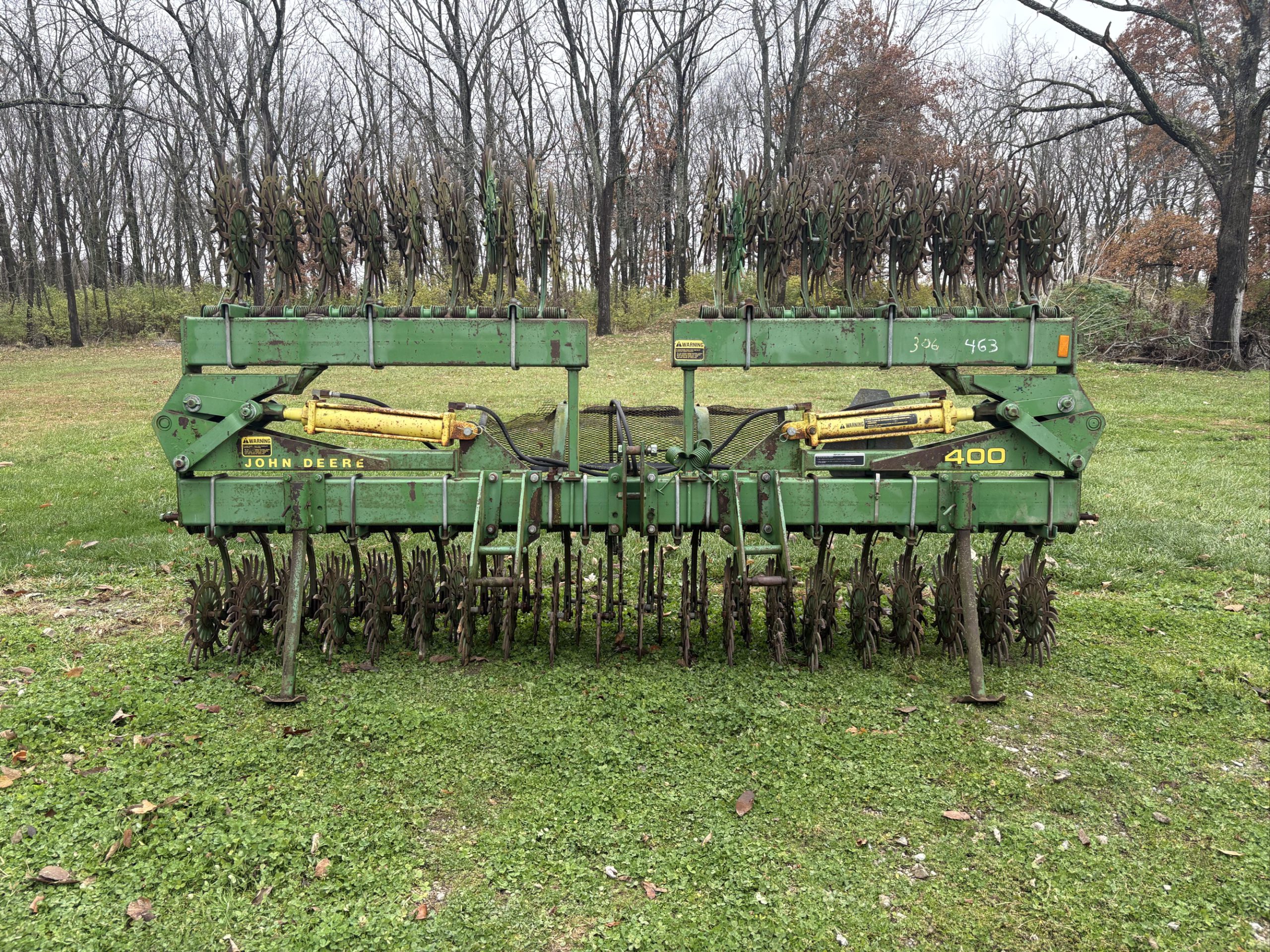 John Deere 400 Rotary Hoe